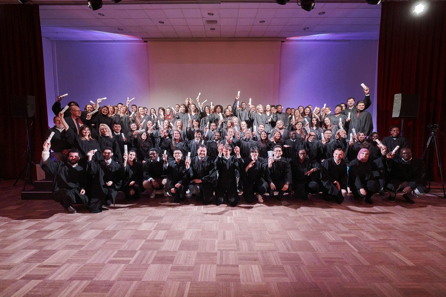 Remise des diplômes de doctorat - COMUE Université Bourgogne-Franche-Comté